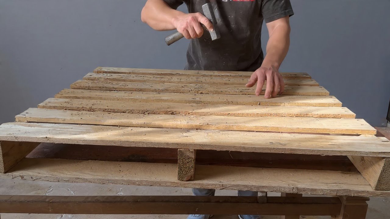 The Pallet Wood Project That Shocked Millions! Stunning Furniture Build