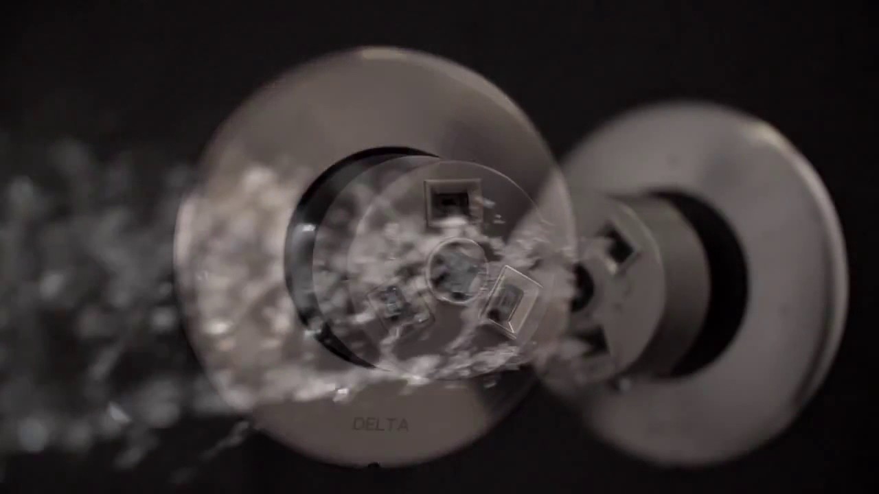 Delta SH5002-PR HydraChoice Invigorating Spray Head - Lumicoat Chrome