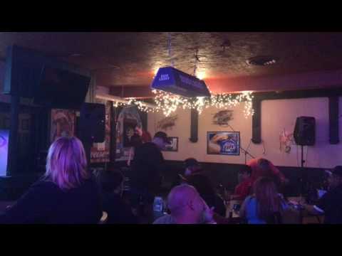 Tristan Pinter opening for Jason Thompson