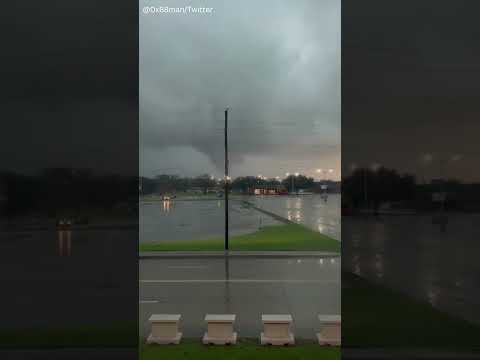 Tornado Forms in Dallas-Fort Worth Area