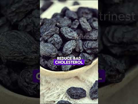 Discover the surprising health benefits of black raisins!