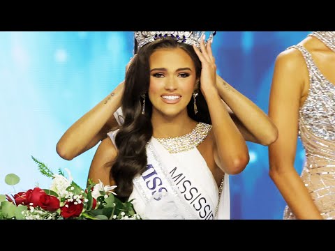 Addie Carver crowns Miss Teen USA 2025 Mailyn Marsh in Reno, Nevada ...