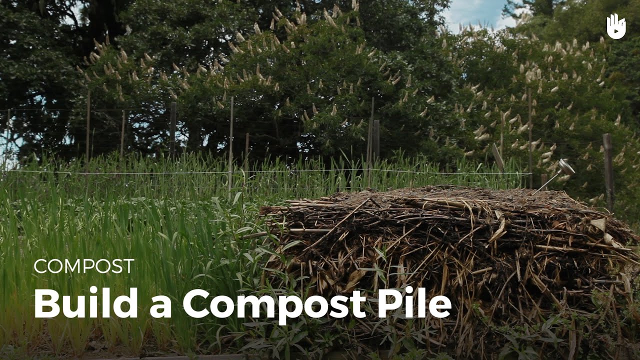 How to build a compost pile - Making Compost | Sikana