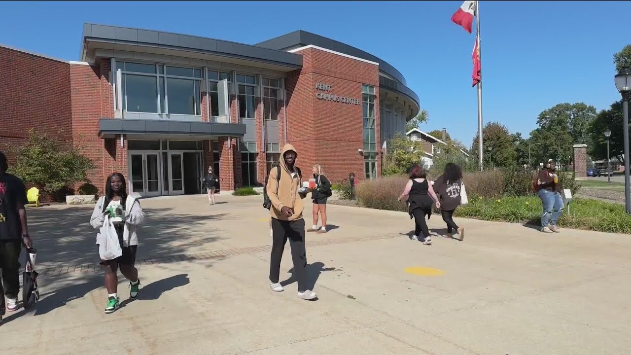 Simpson college enrollment increases