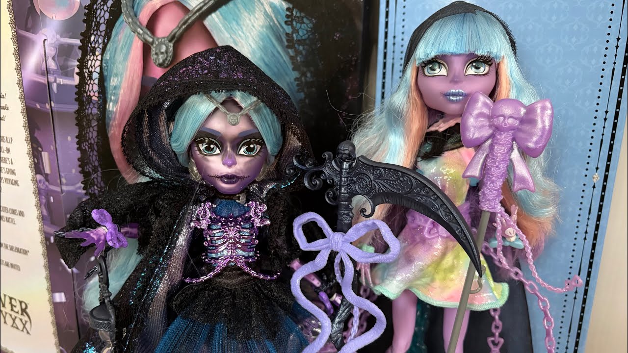 MONSTER HIGH SKULLECTOR RIVER STYXX DOLL REVIEW AND UNBOXING