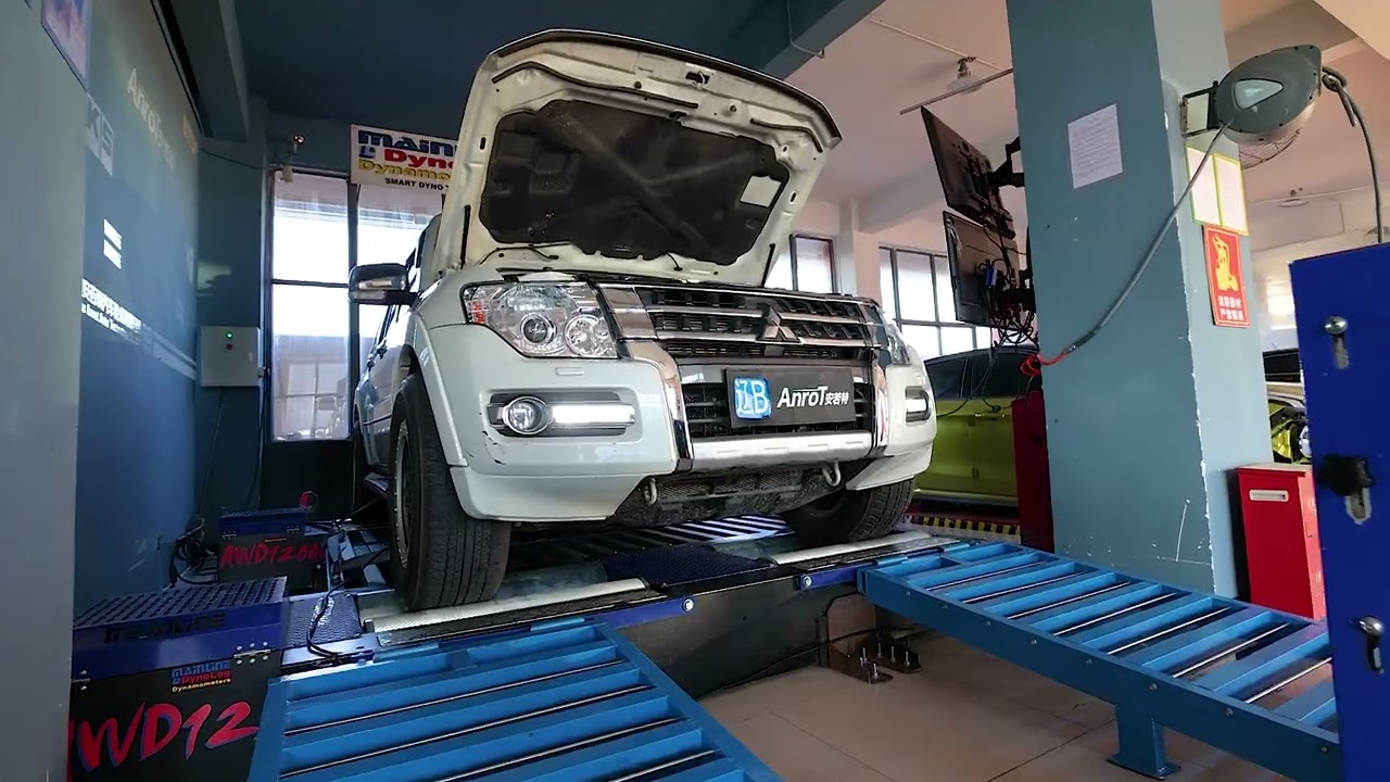 HKS supercharger kit for Pajero 6G75 engine, 40% horsepower commission, Pajero v87 and Pajero v97