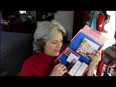 My first Ipsy Glambag Plus ~ totally awesome box ~ Murad, Hey Honey, Vasanti, Violet Voss & more