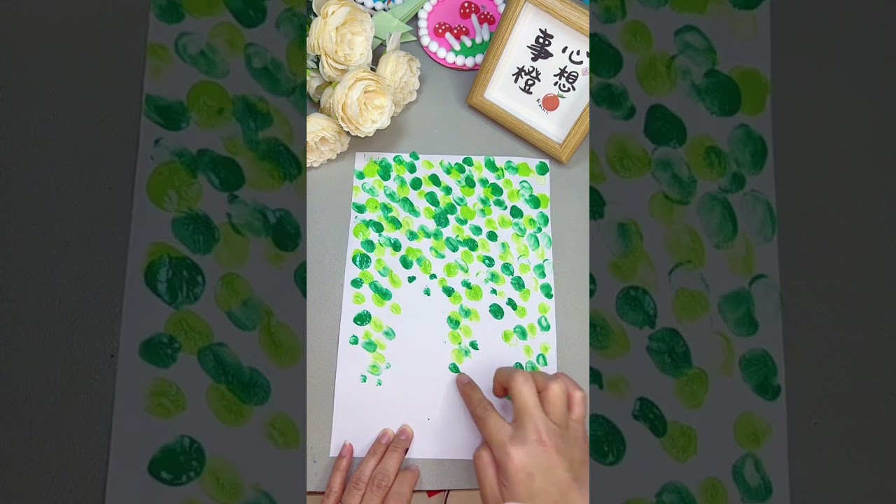 You can learn finger-pointing painting at a glance.