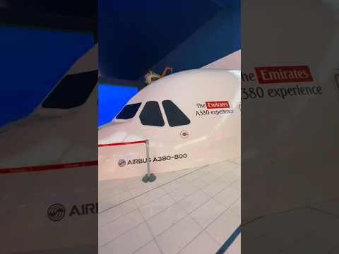 Airbus A380 - 800 Experience Emirates simulator at Dubai mall #fly #flight #emirates #dubai #explore