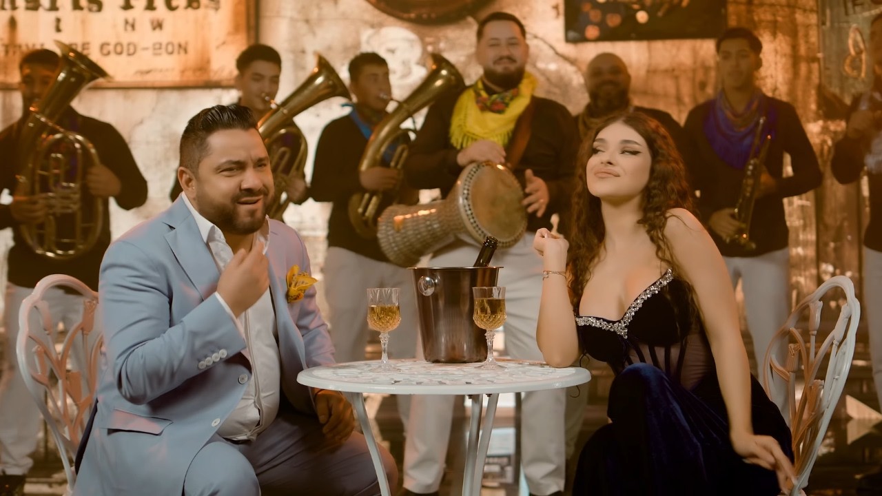 Lyrics & Translations of AMO, AMO by Cristi Nuca | Popnable