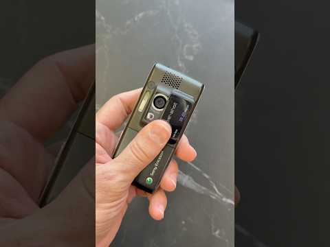 Sony Ericsson k790i k800i #cybershot #sony #retrophone #retro #oldphone