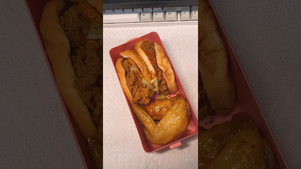 pack my lunch with me🍔🍗🍒🤍 #asmr #lunchbox #lunch #bentoboxideas #healthy #lifestyle #satisfying