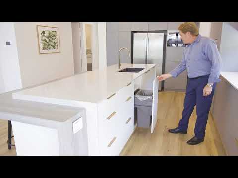 101 The Capri | Kitchen Dining Alfresco Living