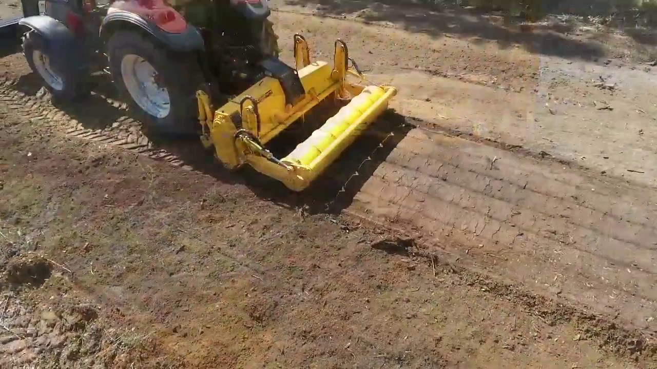 MeriCrusher MJS   242 STG S Clearing construction site