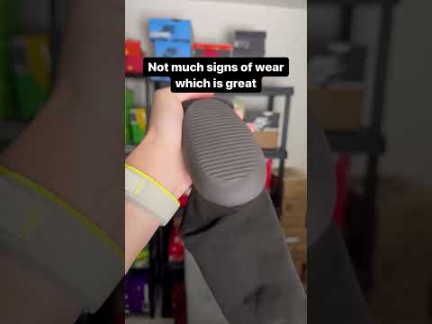 I Wore Yeezy Pods For A Week (They Surprised Me)