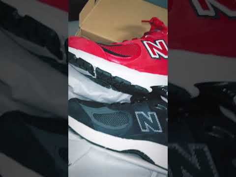 New balance 2002R