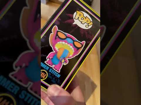 Summer Stitch 1414 Funko Pop, black light edition, brand new in box close up #funkopop #disney