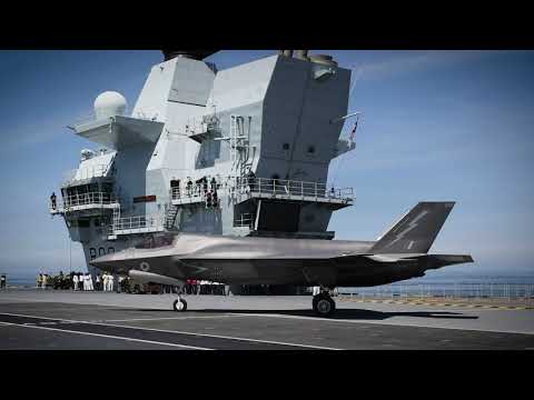 F-35 Lightening Lands for the First Time Aboard the Royal Navy’s Newest ...