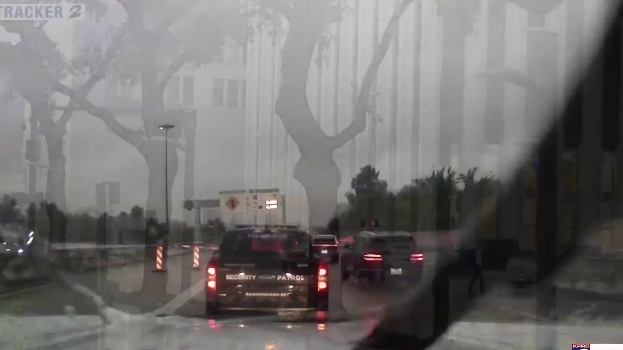 Live Storm Tracker Reports on Houston Traffic Conditions