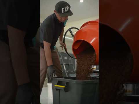 Meet the masterminds behind the beans – our roastery team who carefully craft and pack your orders.
