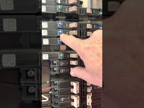How to read⚡EATON Circuit Breaker AFCI/GFCI RED light fault codes for circuit, appliance, or breaker