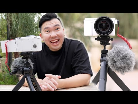 a GREAT VLOGGING Tripod for Mirrorless Cameras
