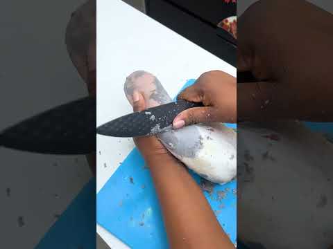 Clean my cow tongue with me. #youtubemadeforyou #giveityourbestshort