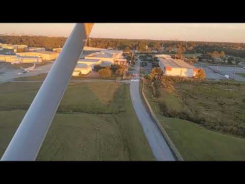 Landing at Savannah, Georgia SAV International Airport