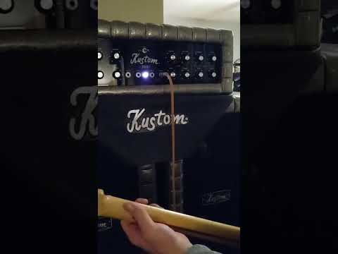 Kustom 200 Guitar Amplifier
