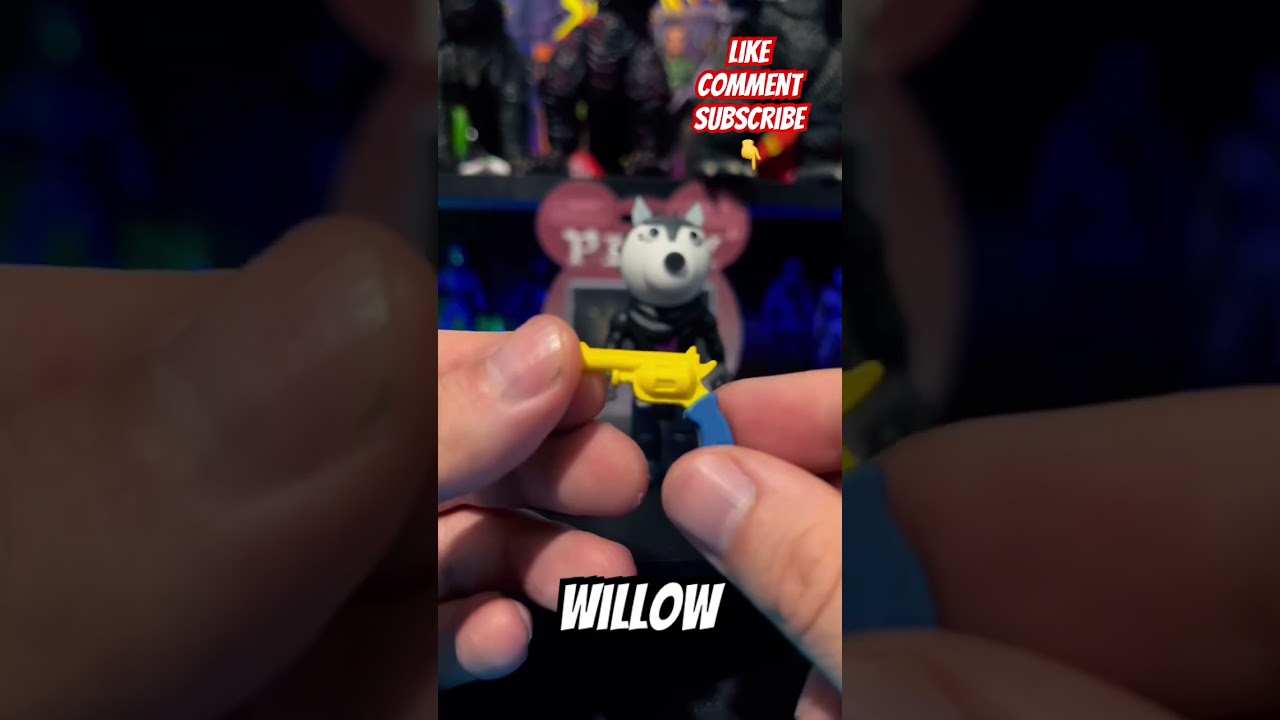 Roblox Piggy Willow Wolf Figure Unboxing #shorts