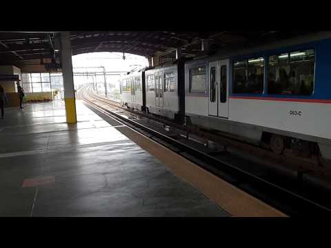 MRT 3 Magallanes Station (interior)