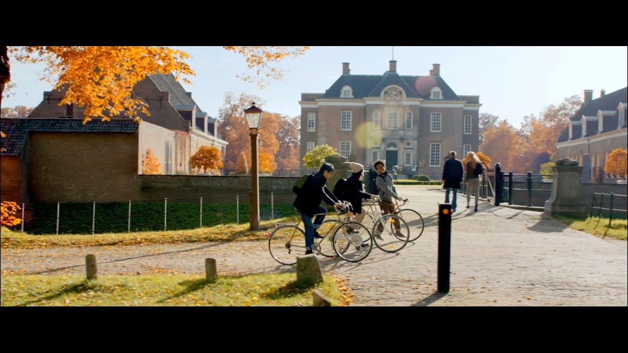 Ranah 3 Warna - Sinopsis, Pemain, OST, Review