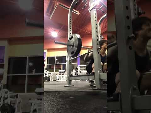 Squat - 225 lbs / 102.3 kg - 3/25/22