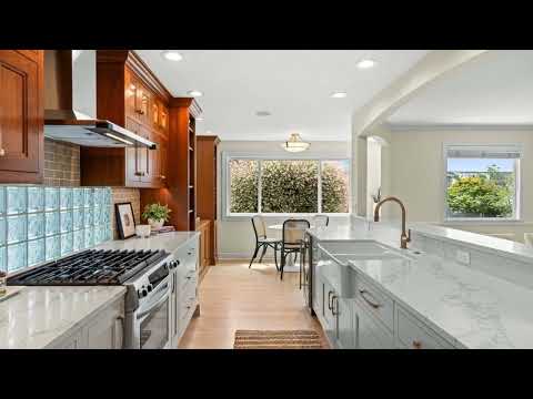 2906 West Eaton Street, Seattle, WA 98199