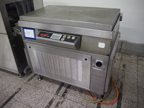 1825-101: VC999 Verpackungssysteme AG vacuum machine