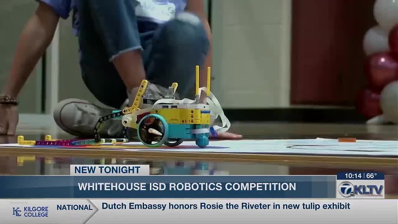 Whitehouse ISD students go head-to-head in robotics competition