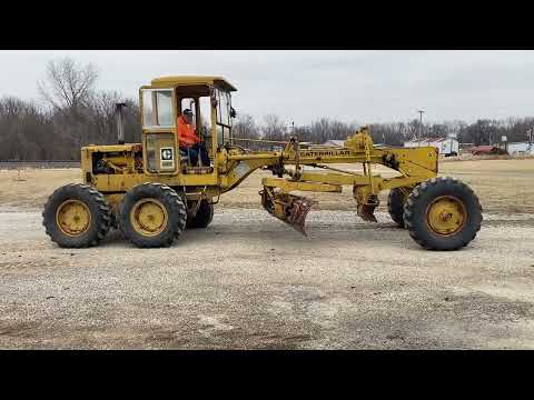 1962 Caterpillar 112F Motor Grader - Gavel Roads Online Auctions