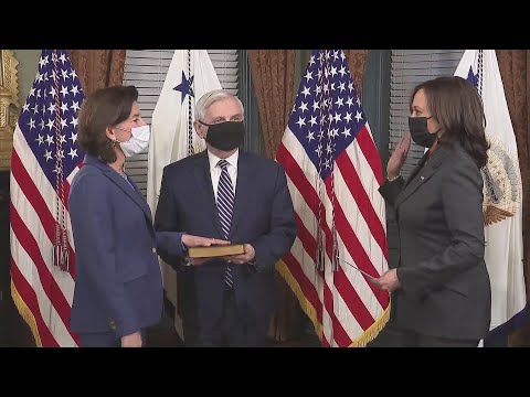 VIDEO NOW: Former RI Gov. Gina Raimondo is ceremonially sworn in as US Commerce Secretary