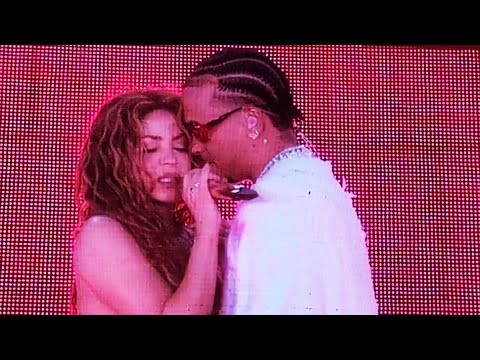 SHAKIRA y OZUNA - Las Mujeres Ya No Lloran World Tour (New Jersey) May 15, 2025 (Full Show)