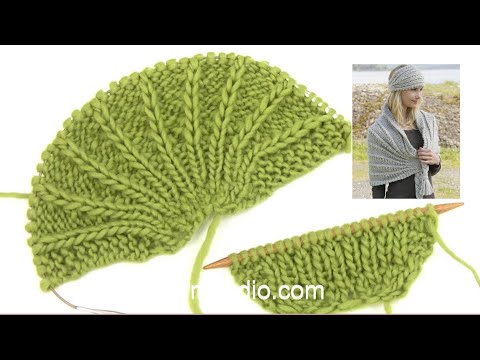 How to knit the beginning of the shoulder piece in DROPS 156-30