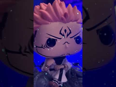 ✨Here’s an OOB look at the Ryomen Sukuna on Throne deluxe pop!✨He has an amazing amount of detail!✨