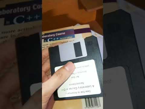 Floppy disk in 2021 [ 1080p60 ]