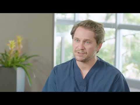 Meet Daniel Schwartz, MD, an orthopedic surgeon specializing in shoulder surgery with The Polyclinic