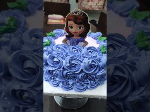 Sofia cake design 👸✨ | Sofia cake topper | Strawberry cake 🍓 @cakeforu1