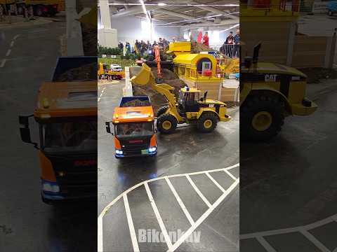 Mini Machines, Mega Loads: RC Earthmoving! #dumptruck #wheelloader