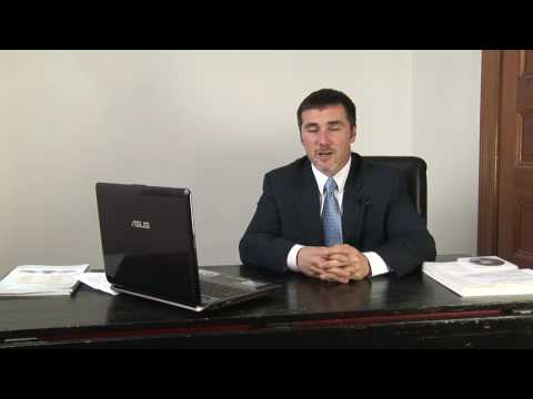 Financial Planning : What Is the Role of a Financial Planner in Banks?