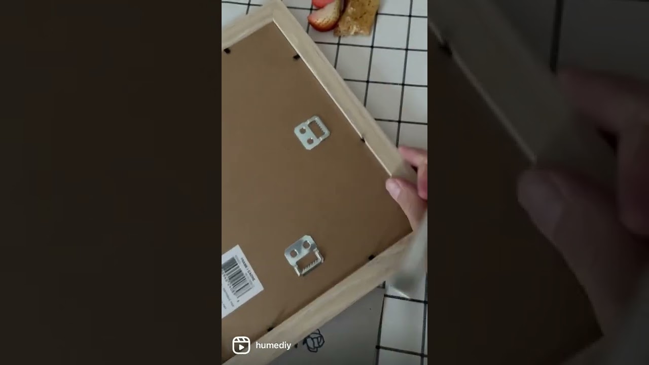 Open A Frame Without Slicing Your Fingers