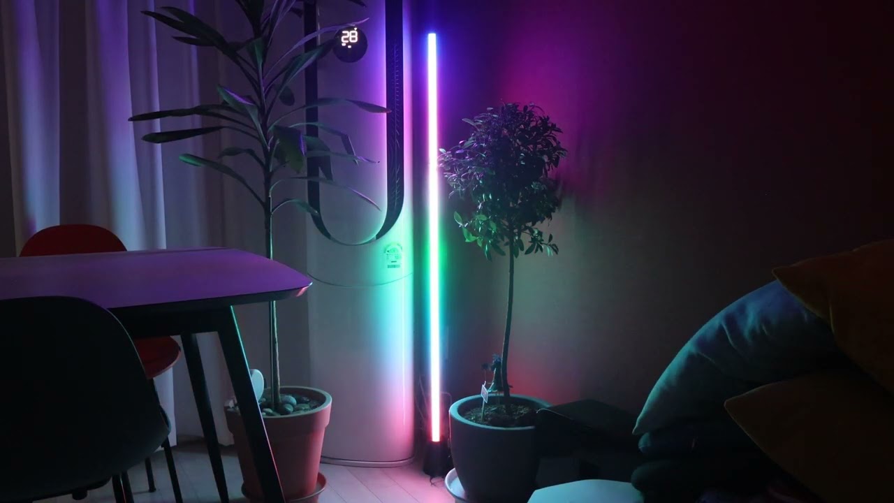 WiZ Gradient floor light (no flicker)