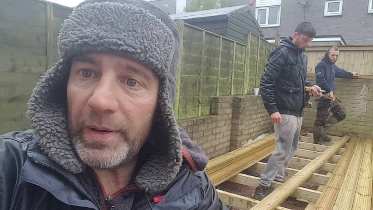 Using The Correct Decking And Spax Decking Screwes