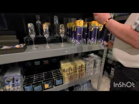 Van Gogh Souvenir Shop Part 1